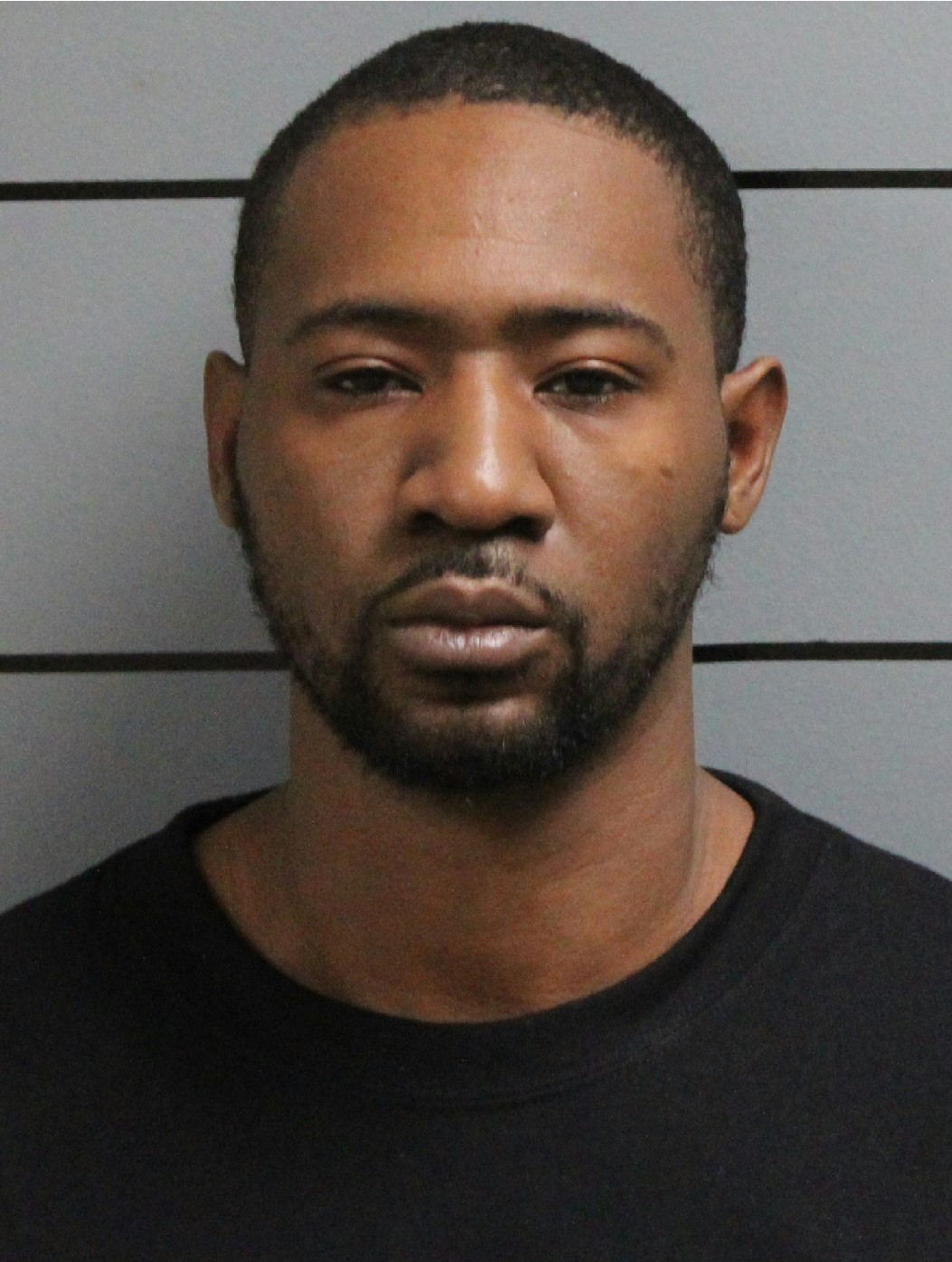 Lee Arrested on Warrant and Drug Charges